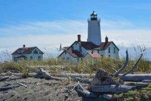 5 Epic PNW Lighthouses You Can Spend The Night In