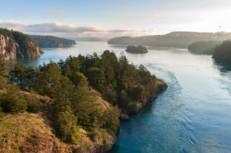 Kayaking Washington's Puget Sound - 7 Best Spots To Explore