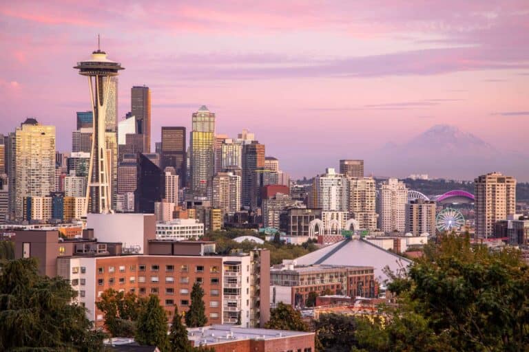 21 Best Views In Seattle (The Skyline, Restaurants, etc.)